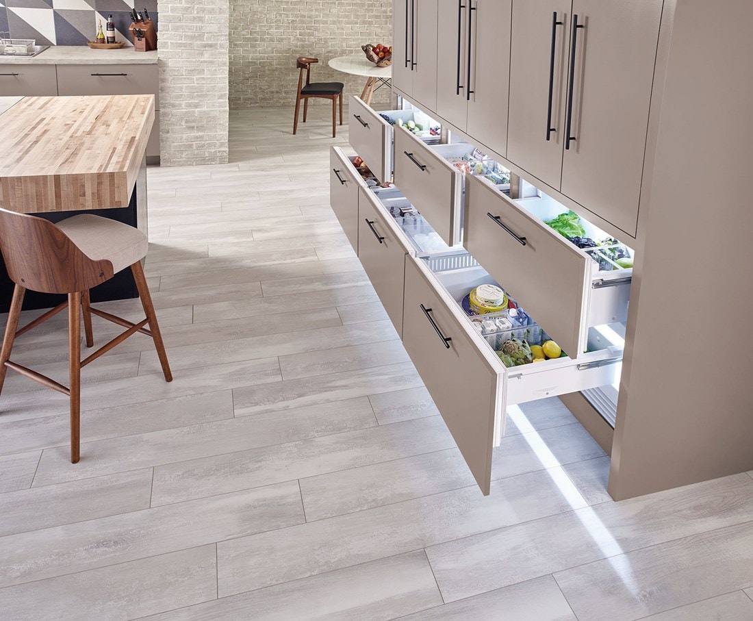 Sub-Zero 30" Designer Freezer Drawers with Ice Maker - Panel Ready (ID ...