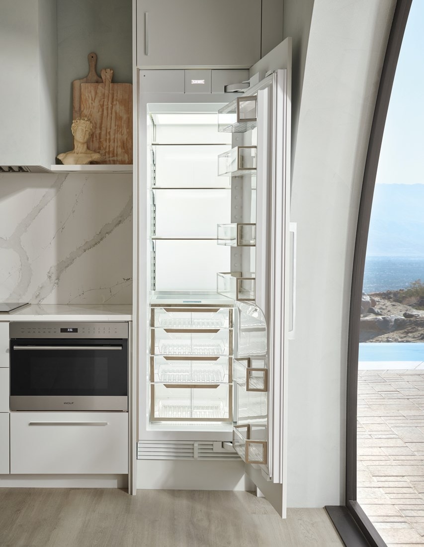 Sub-Zero 24 Inch Refrigerator Column (DEC2450R)