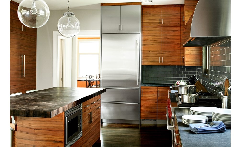 Beach City Contemporary | Sub-Zero, Wolf, and Cove Kitchens